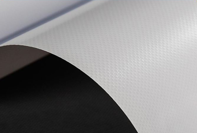 Impression en ligne de bâches résistantes en PVC ou tissu et banderoles ...